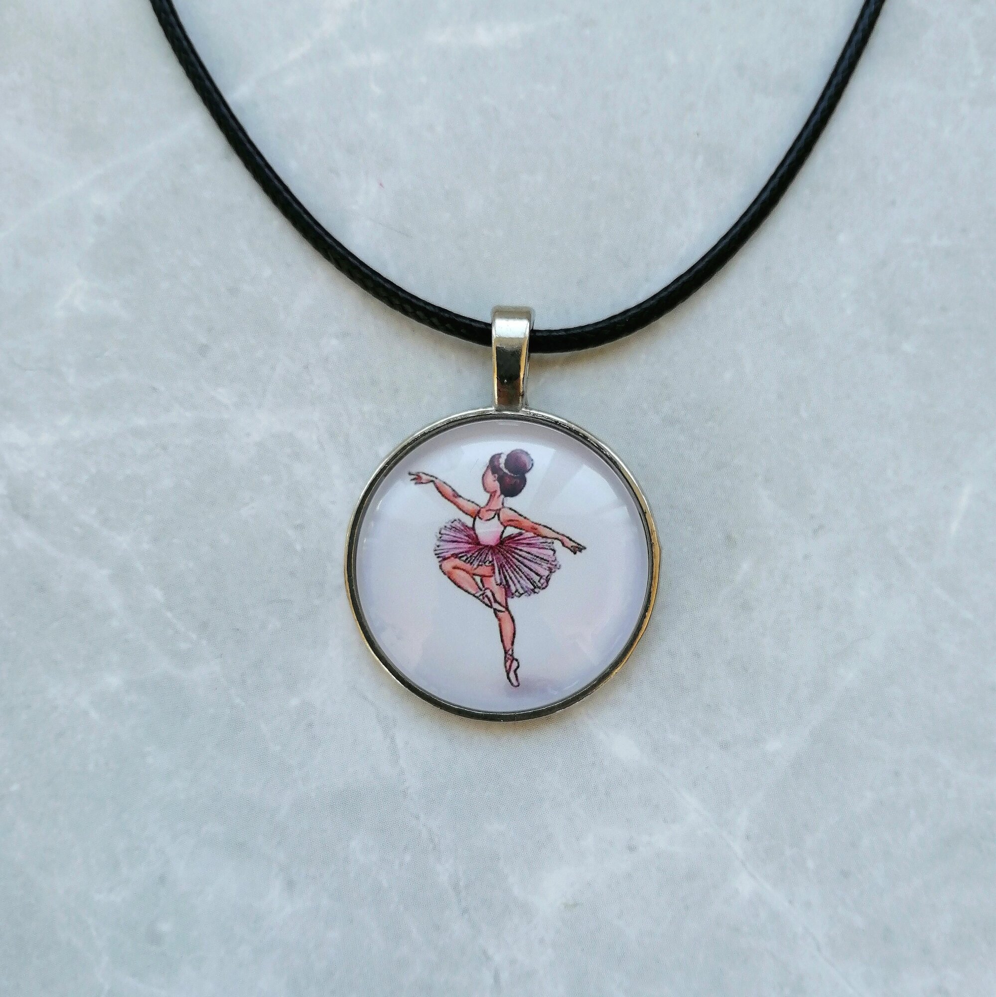 Колье, стекло