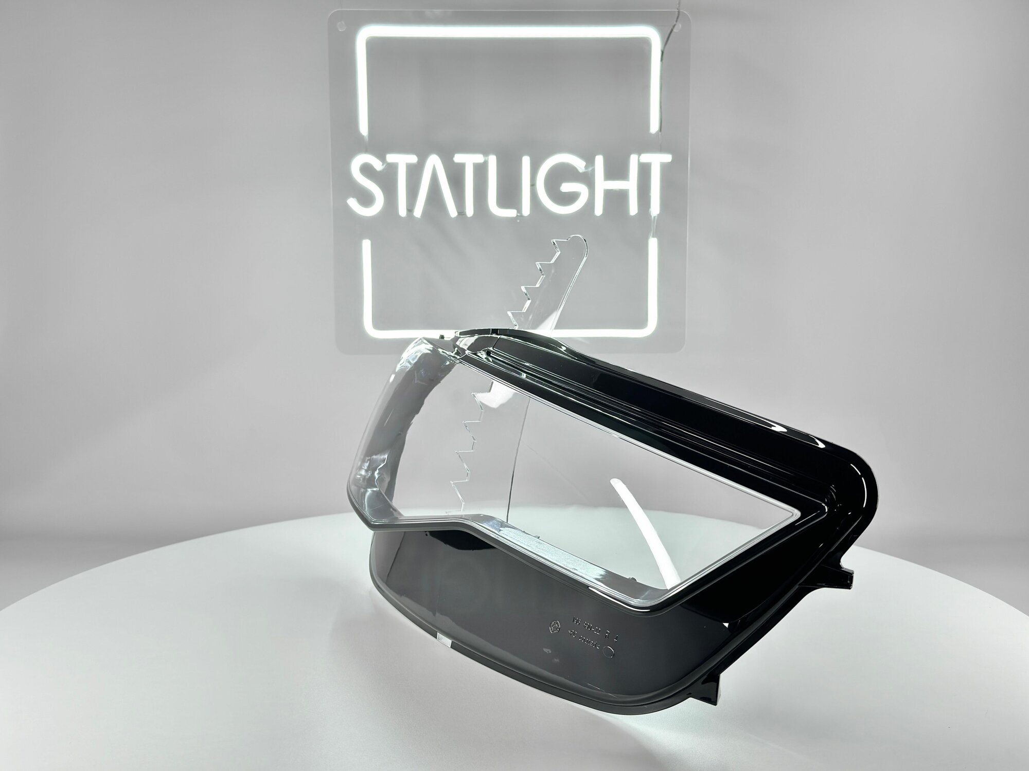 Правое стекло фары для Audi A6 C7 2014-2018 рестайлинг