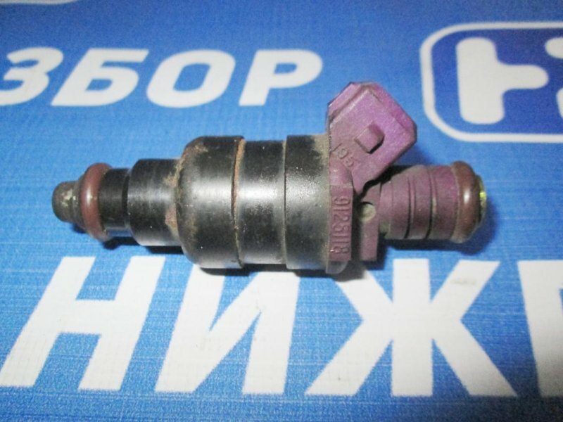 Форсунка Volvo S40 2001 (б/у) 9125118