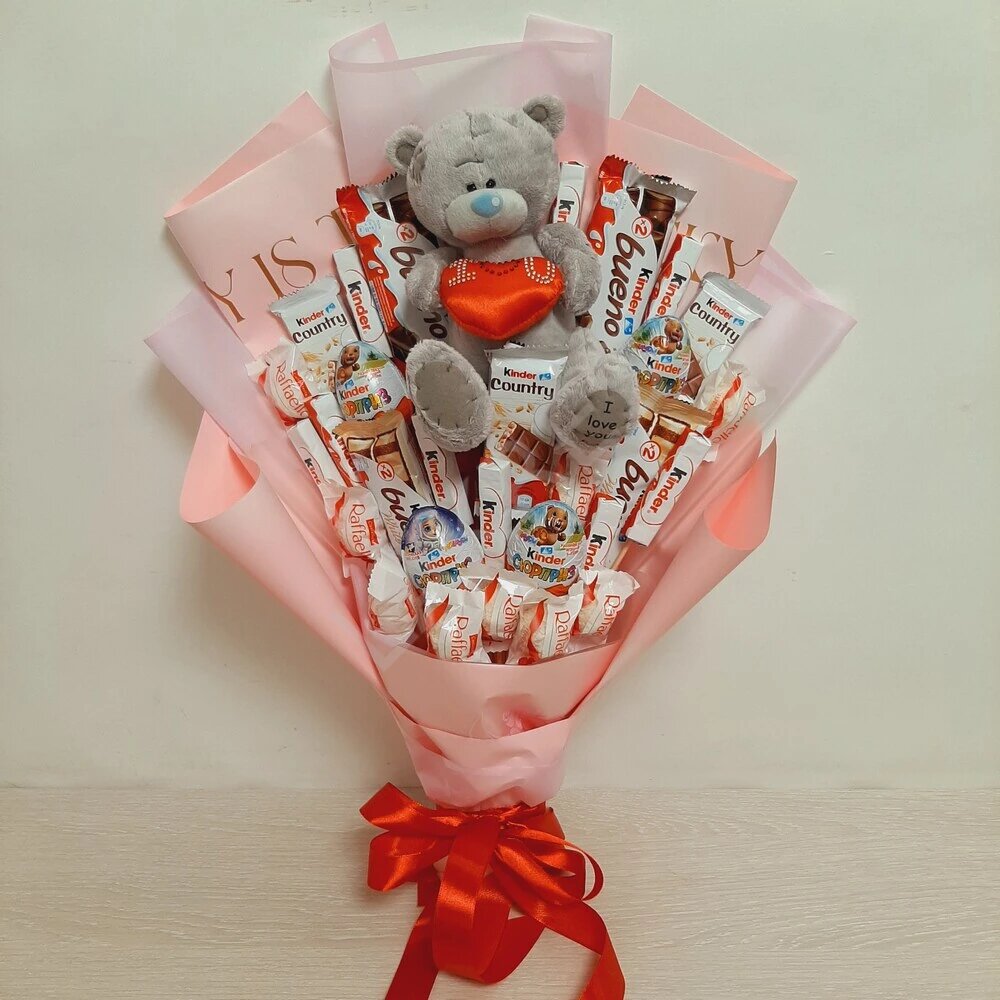 Подарочный букет из конфет LAKRES "Cладкий подарок Mix", с игрушкой