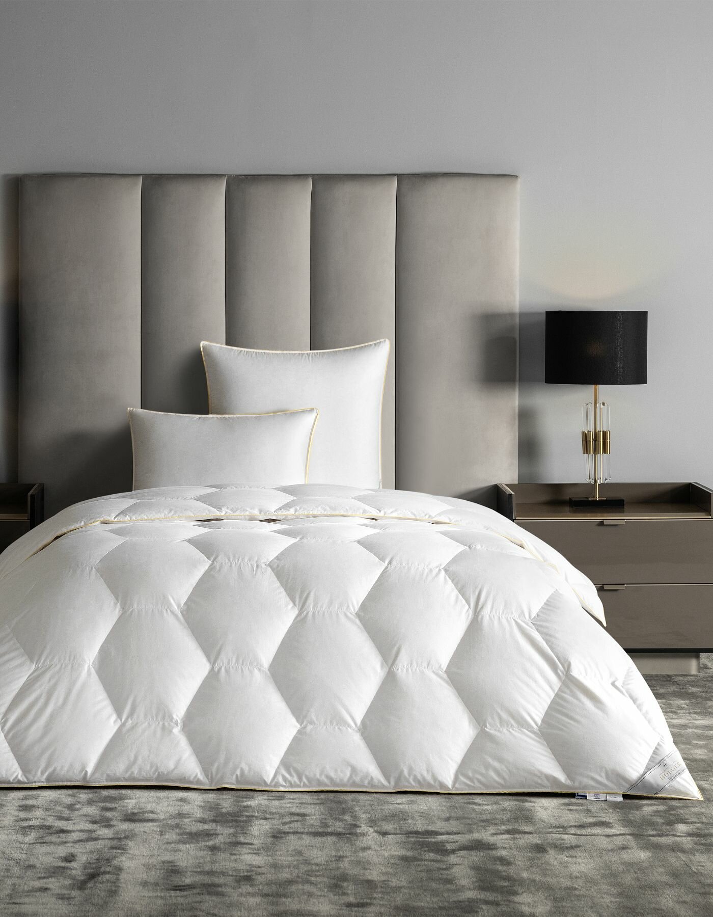 Togas Одеяло 290х240 евро макси "Хольгер" всесезонное, теплое 240 г/м2, белый эмденский гусиный пух