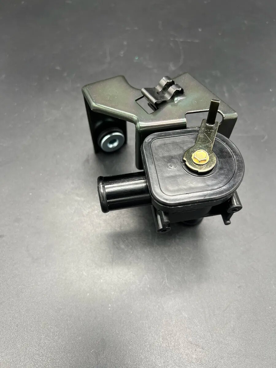 Кран печки, отопителя Новое Cargoparts