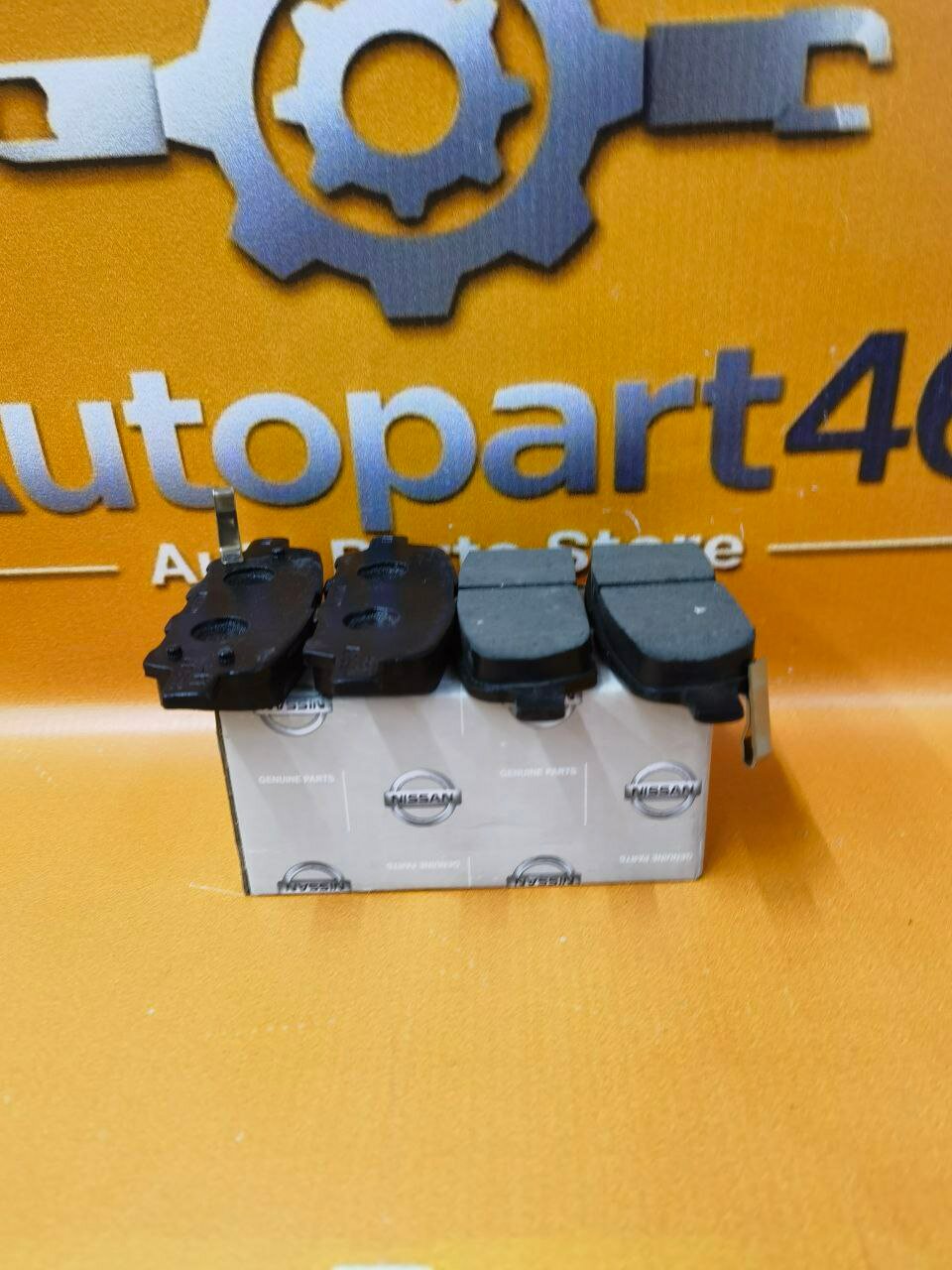 Оригинальные задние колодки для ниссан кашкай мурано х трейл NISSAN QASHQAI NISSAN X-TRAIL MURANO колодки