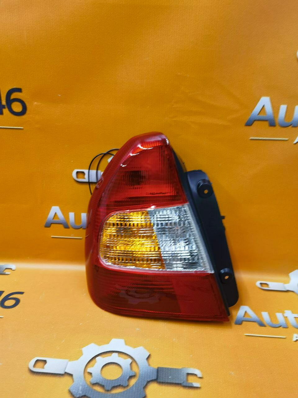 Левый фонарь Хендай Акцент HYUNDAI ACCENT Тагаз задний стоп