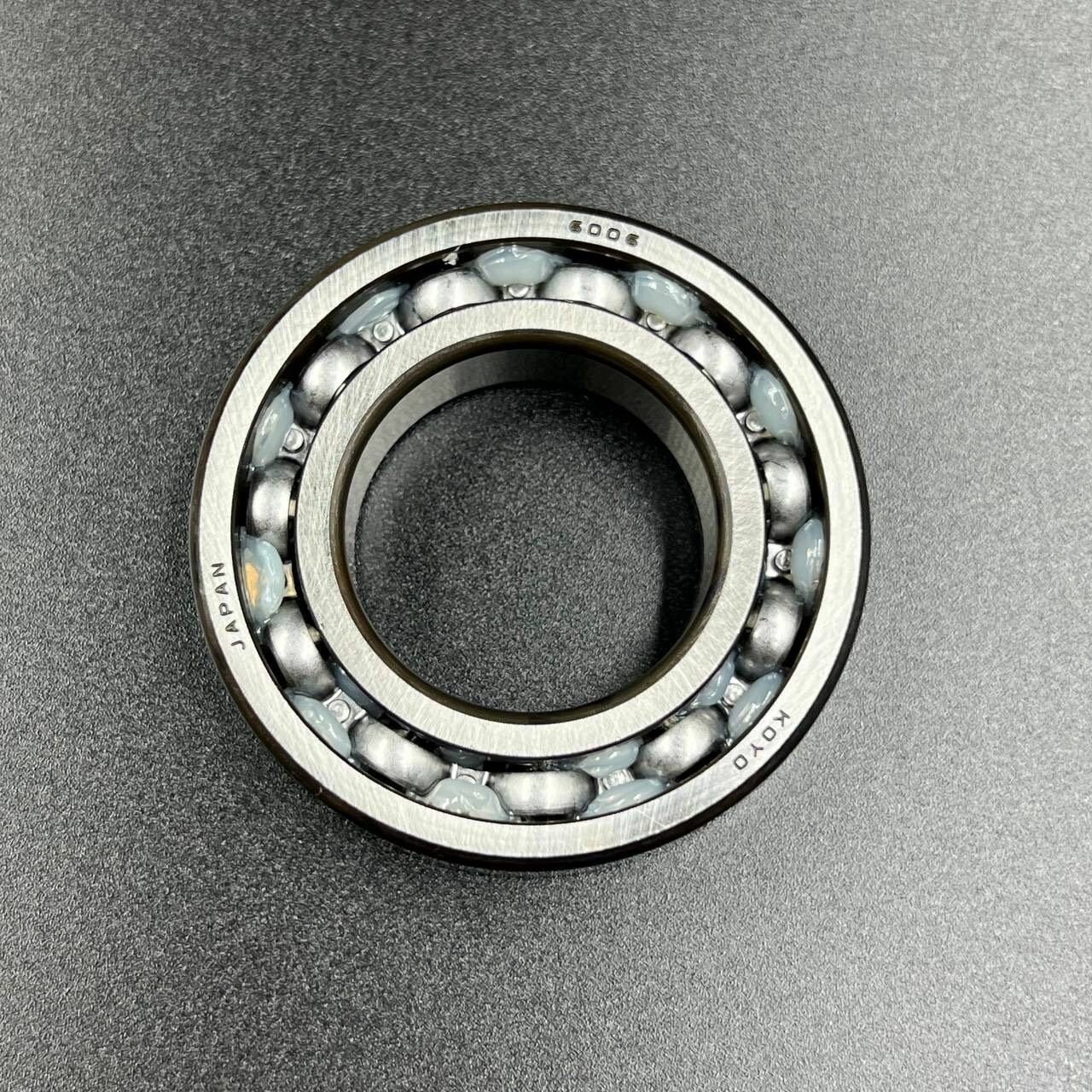 Подшипник ШЗХ Suzuki DT20-30, DF 20-30 (Omax)