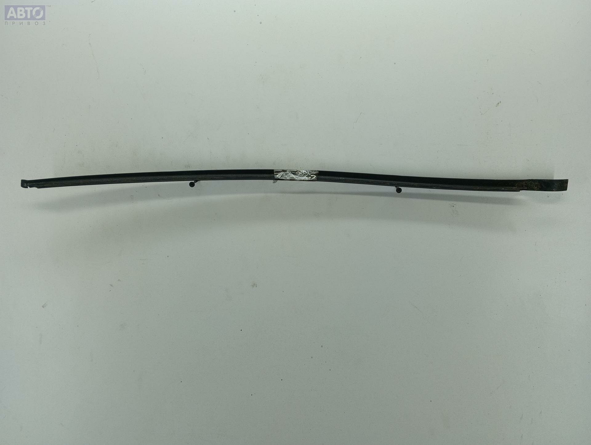 Молдинг лобового стекла Volkswagen Passat B5+ (GP)