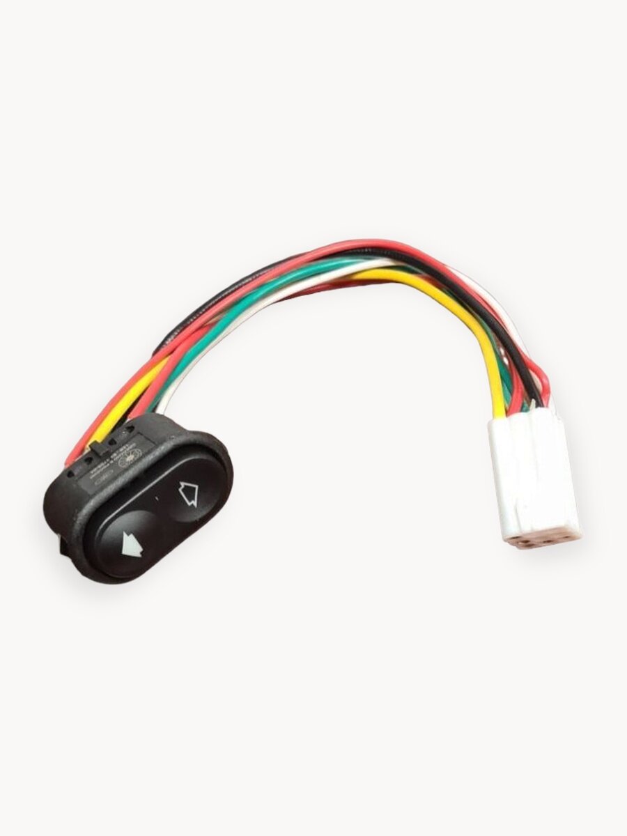 Выключатель (кнопка) стеклоподъёмника одинарная с проводом Лада Калина 1118 старого образца