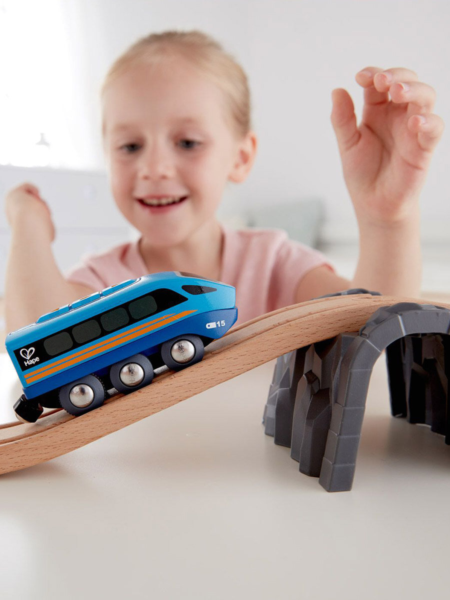 Игрушечный детский поезд Hape с дистанционным управлением E3726_HP