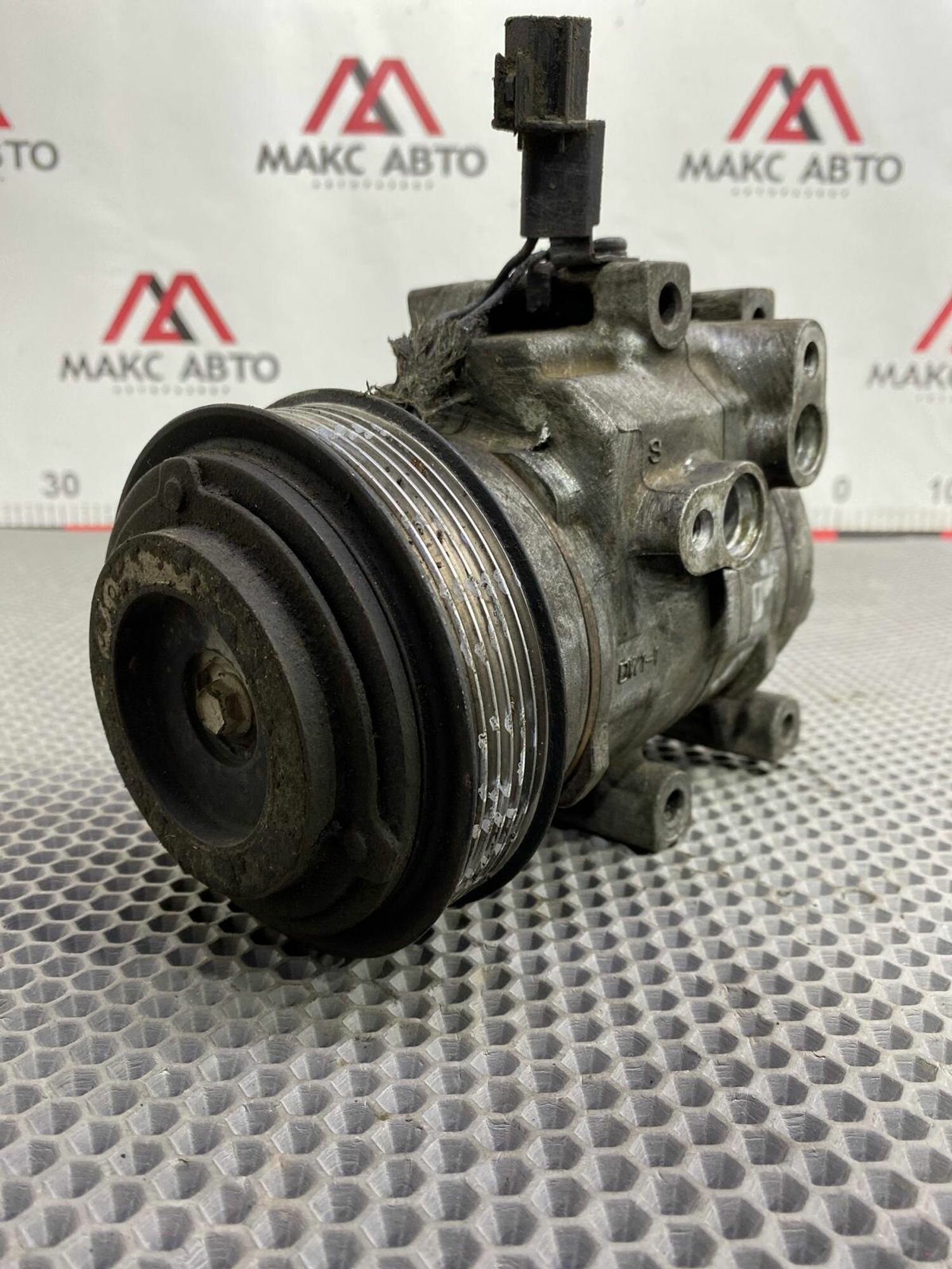 Б/У компрессор кондиционера Hyundai Solaris RB