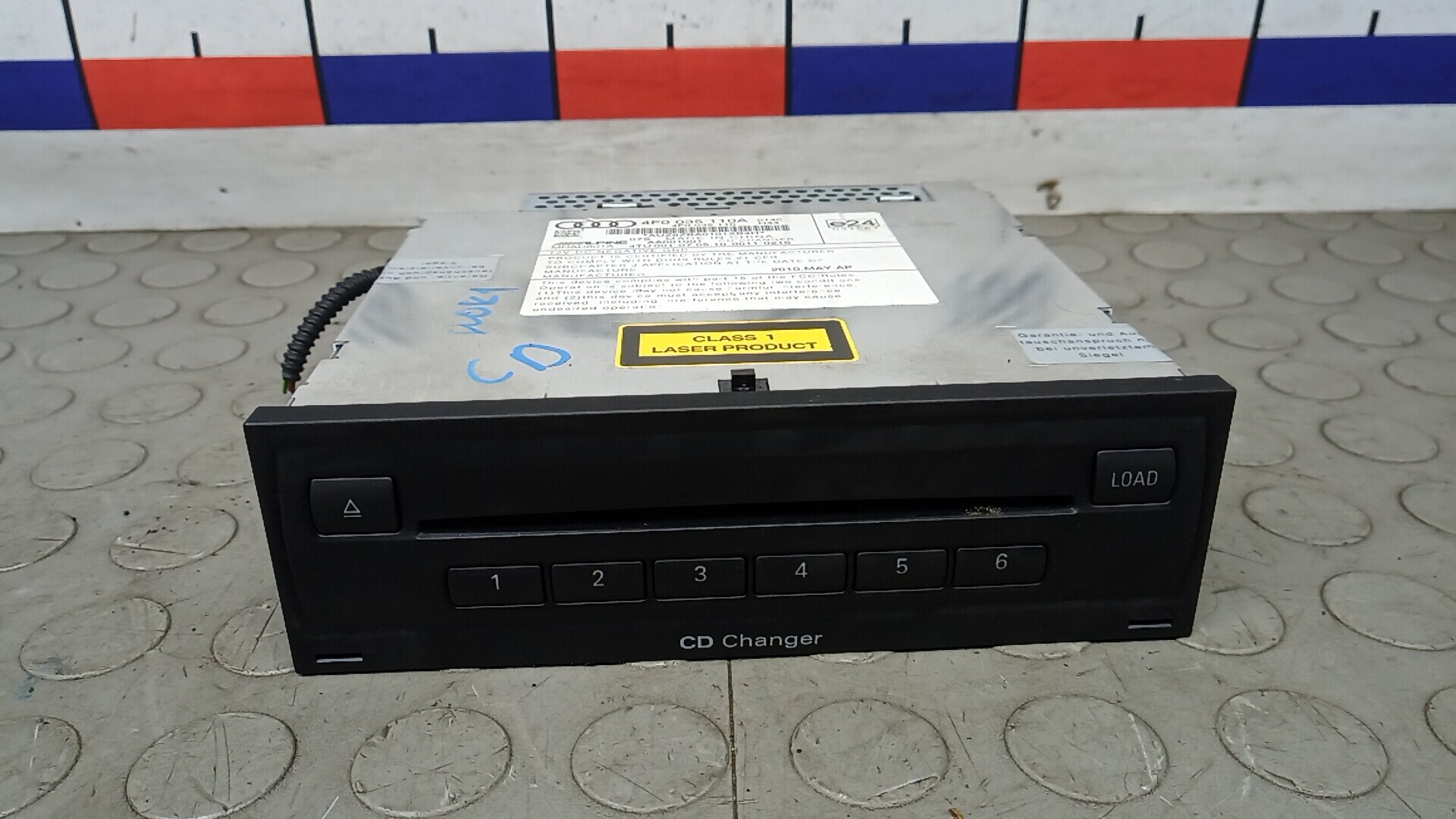 CD-чейнджер AUDI Q7, Номер 4F0035110A