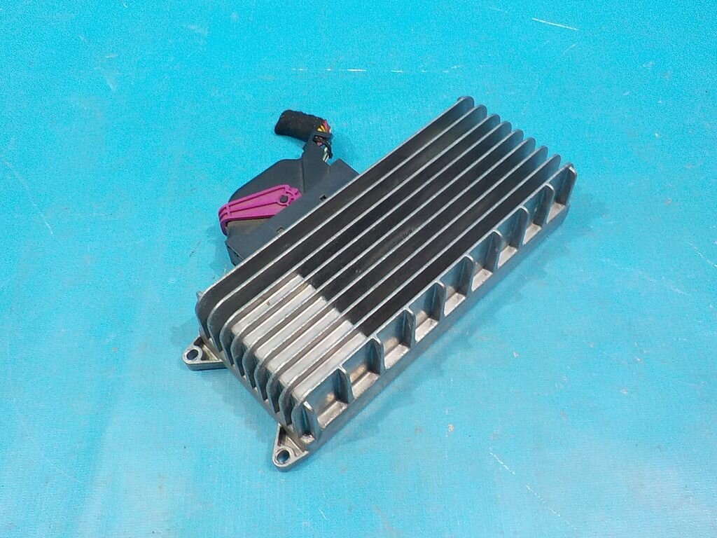 Усилитель акустической системы Audi A4 (B8) 2007-2015 8T0035223AH - Б/У