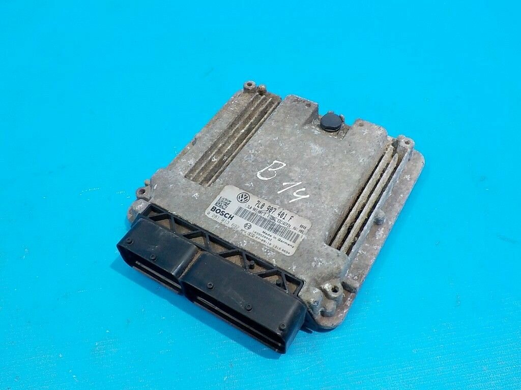 Блок управления двигателем VOLKSWAGEN Touareg 1 (7L) 2002-2010 7L0907401F - Б/У