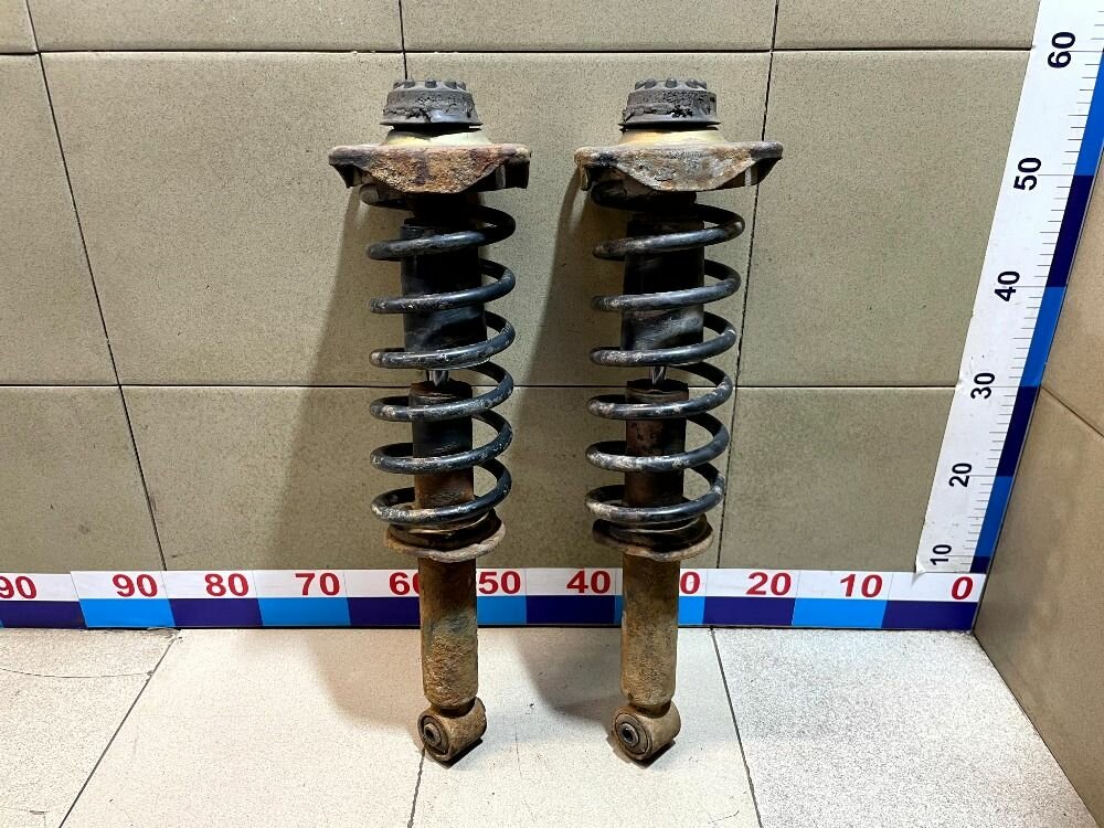 Амортизаторы задние Audi 100 C3 443513031N