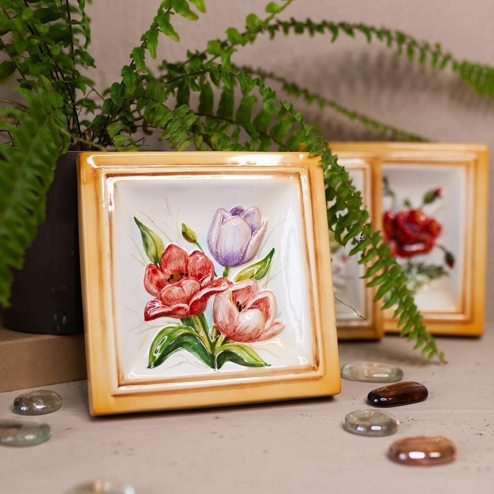 Декоративная плитка Тюльпаны, керамическая