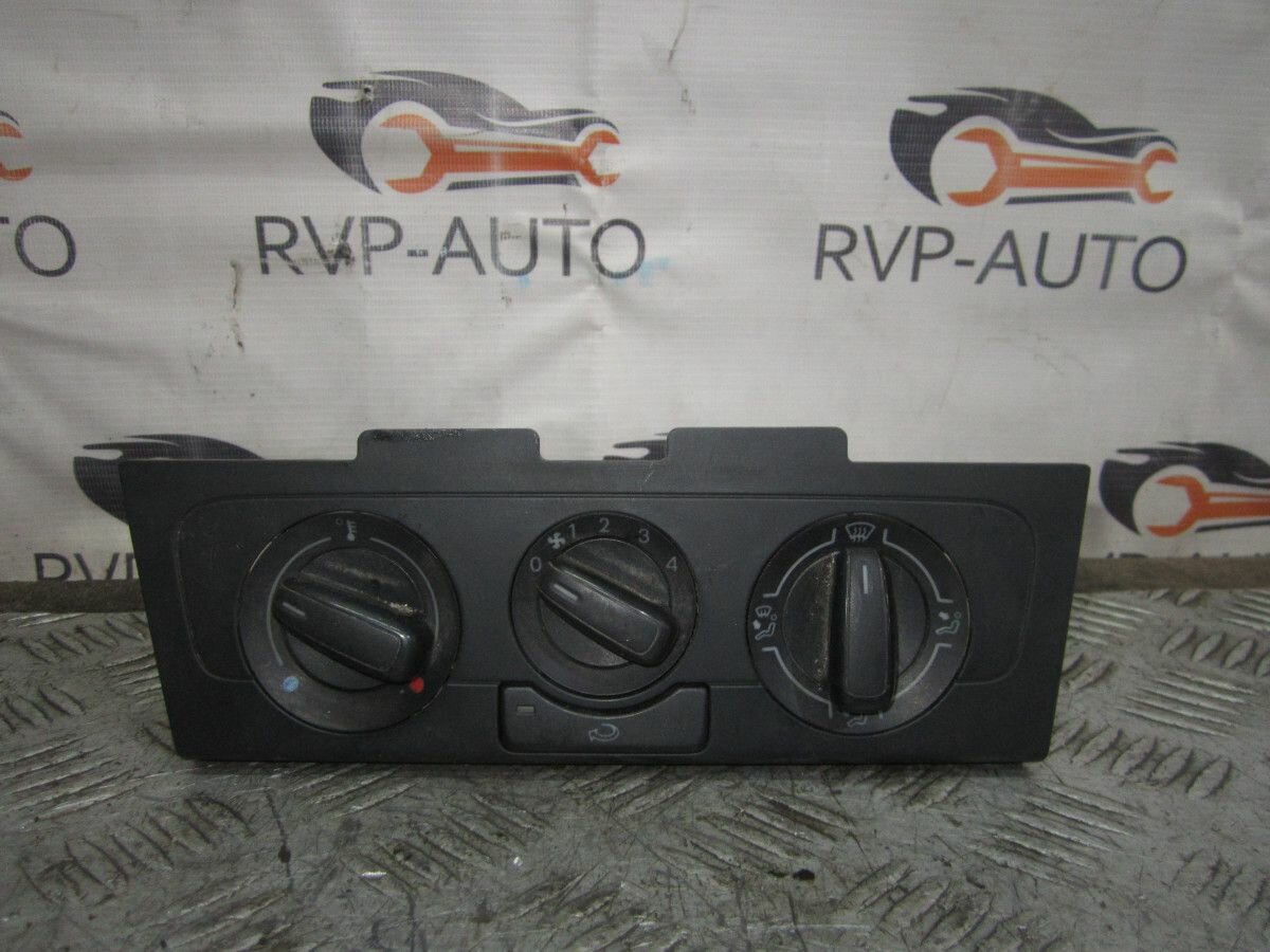 Блок управления отопителем Volkswagen Polo Sed RUS 6R0819045