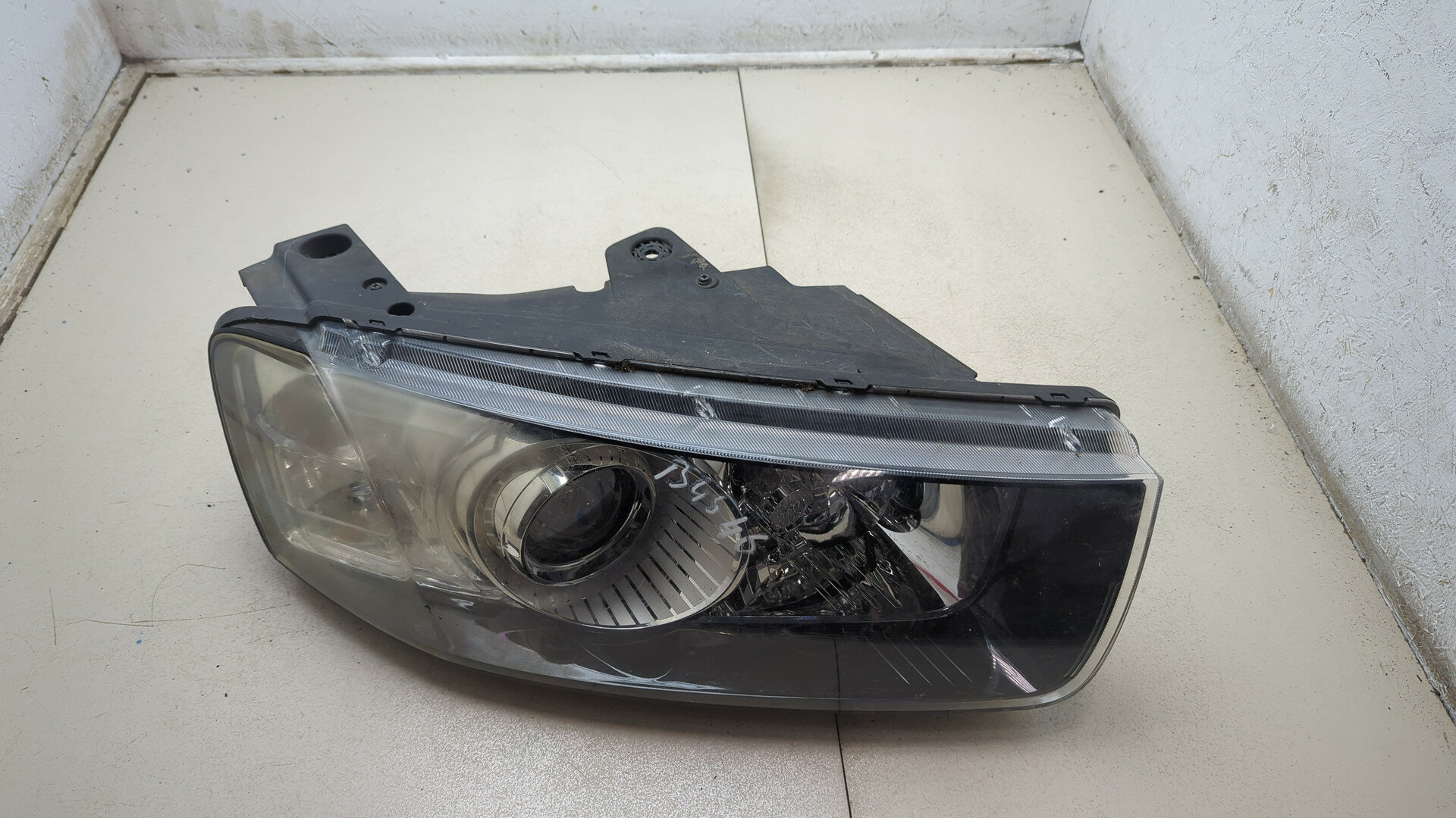 Фара (передняя) правая Chevrolet Captiva Б/У