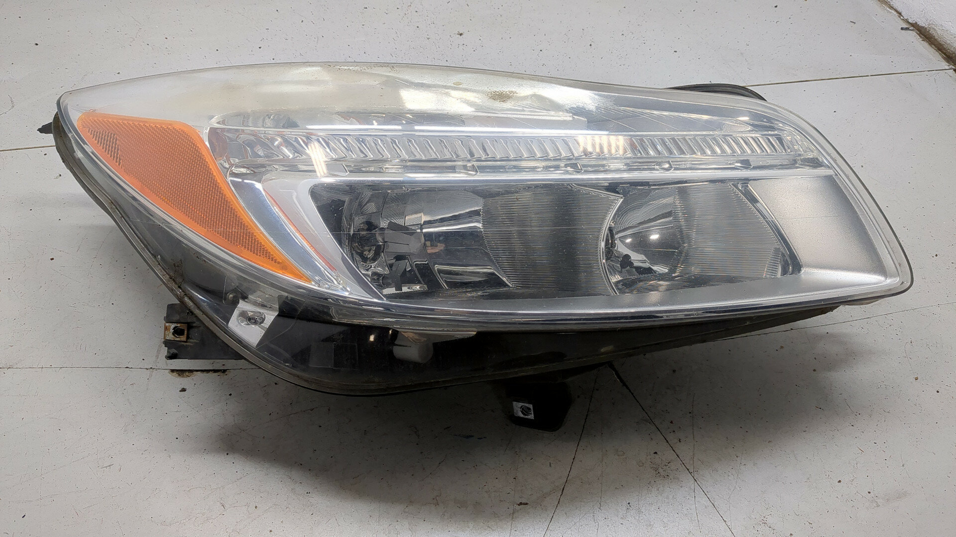 Фара (передняя) правая Buick Regal Б/У