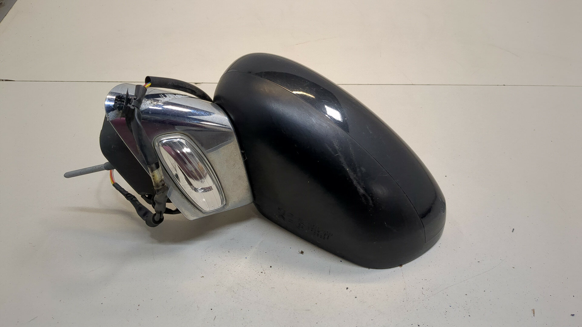 Зеркало боковое левое Citroen C3 Б/У