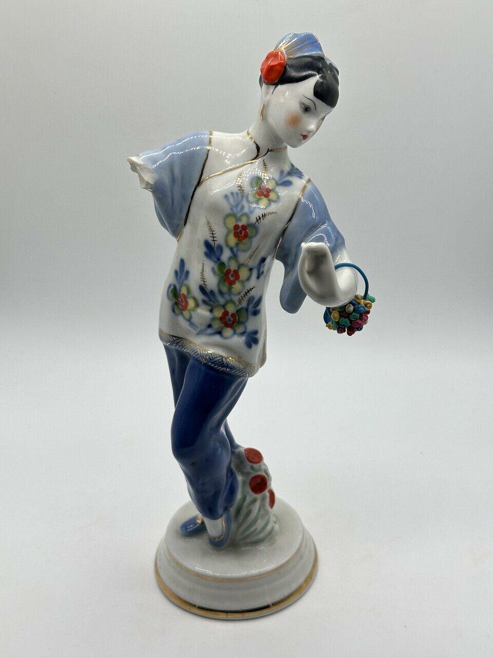Статуэтка Китайская танцовщица Вербилки Фарфор премиум класса 1970 год винтаж