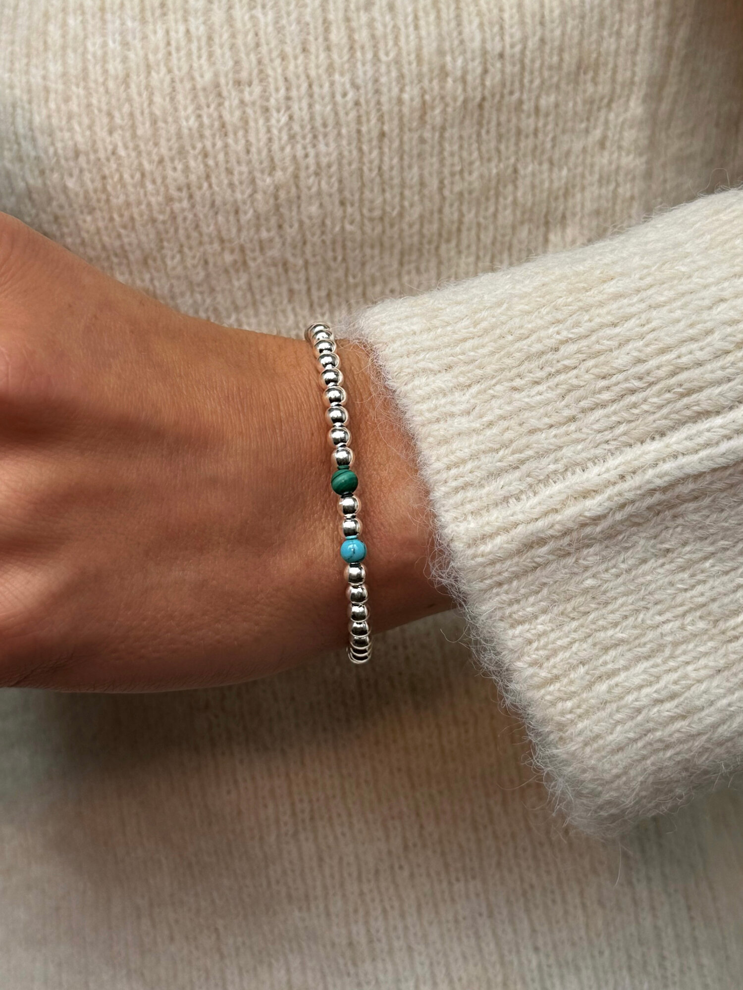 Браслет, серебро, 925 проба, малахит, говлит