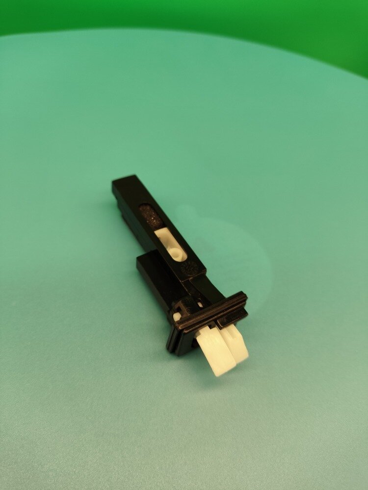 Замок лючка бензобака Renault Duster 2012