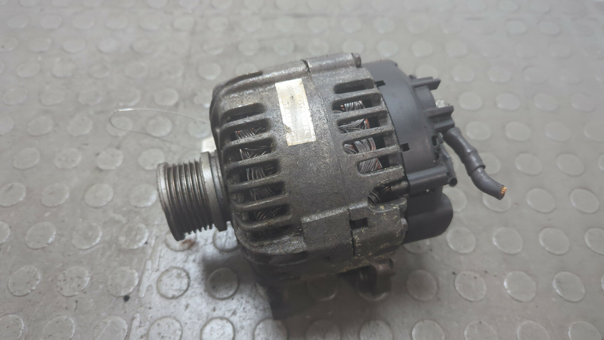 Генератор Skoda Octavia (A7) Б/У