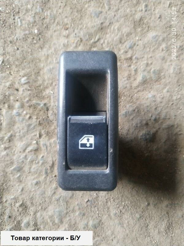 Кнопка стеклоподъемника Лада Гранта 2013 Перед. Прав. - Б/У