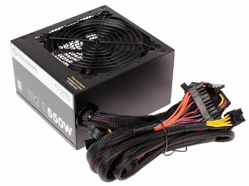 Блок питания Thermaltake TR2 S 550W (TRS-0550P-2) черный - 550 Вт, ATX 20+4 пин, 4 pin + 4 pin CPU, 5 SATA, 2 x 6 pin PCI-E