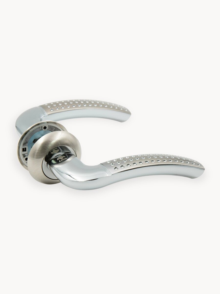 Ручка дверная для входных и межкомнатных дверей Loid 15 SN/CP серебристый, матовый хром, никель/хром, квадрат 130мм.