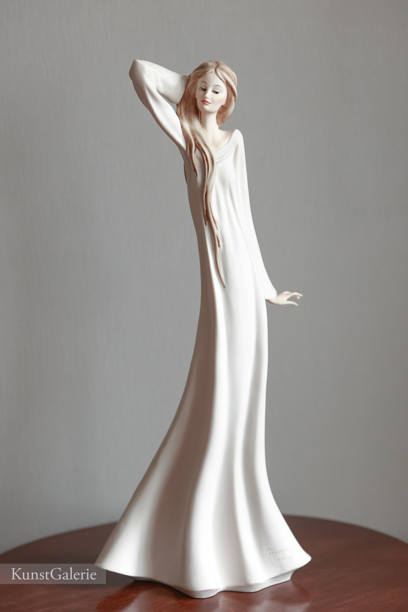 Статуэтка Giuseppe Armani Capodimonte Florence - Angelica, 1814F - Джузеппе Армани Каподимонте Флоренс - Made in Italy