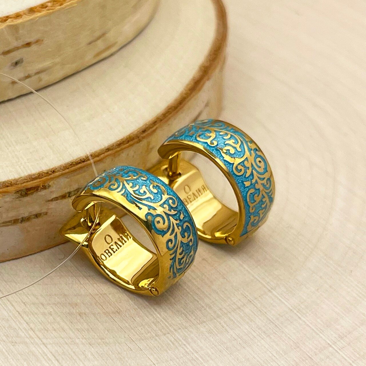 Серьги, серебро, 925 проба, золочение, чернение, оксидирование, эмаль