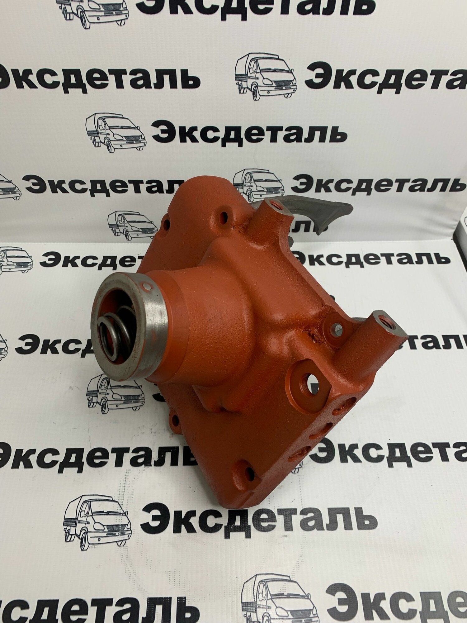 Крышка кпп газ 53, 3307