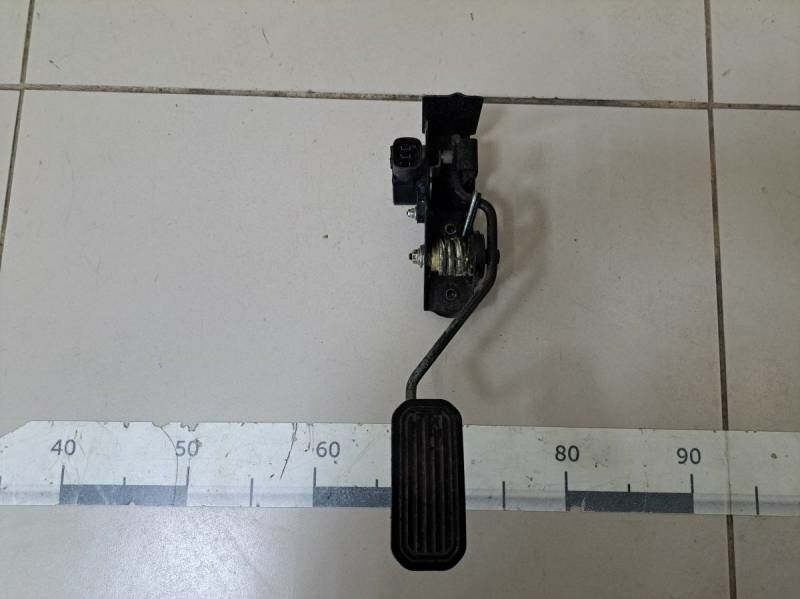 Педаль газа Toyota Camry XV30 2001-2006