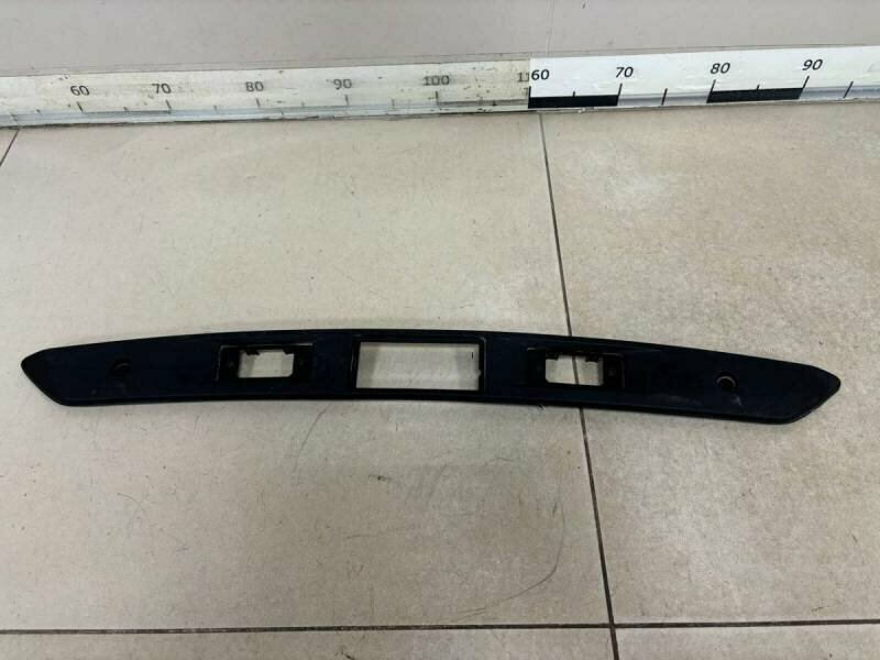 Накладка двери багажника Volkswagen Tiguan 5N1 2007-2011