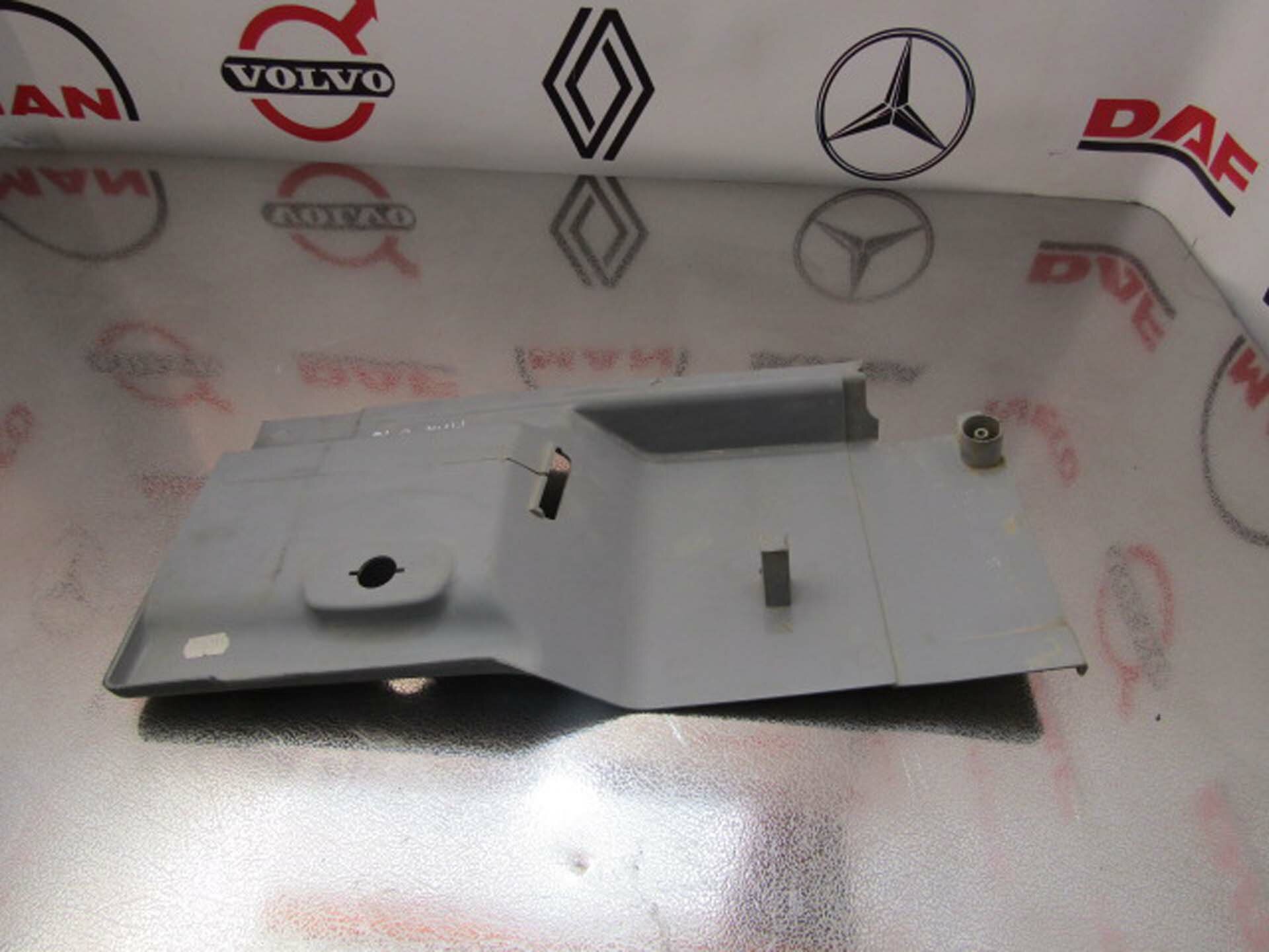 Накладка под ремень справа MAN TGS, TGA, TGM, TGL