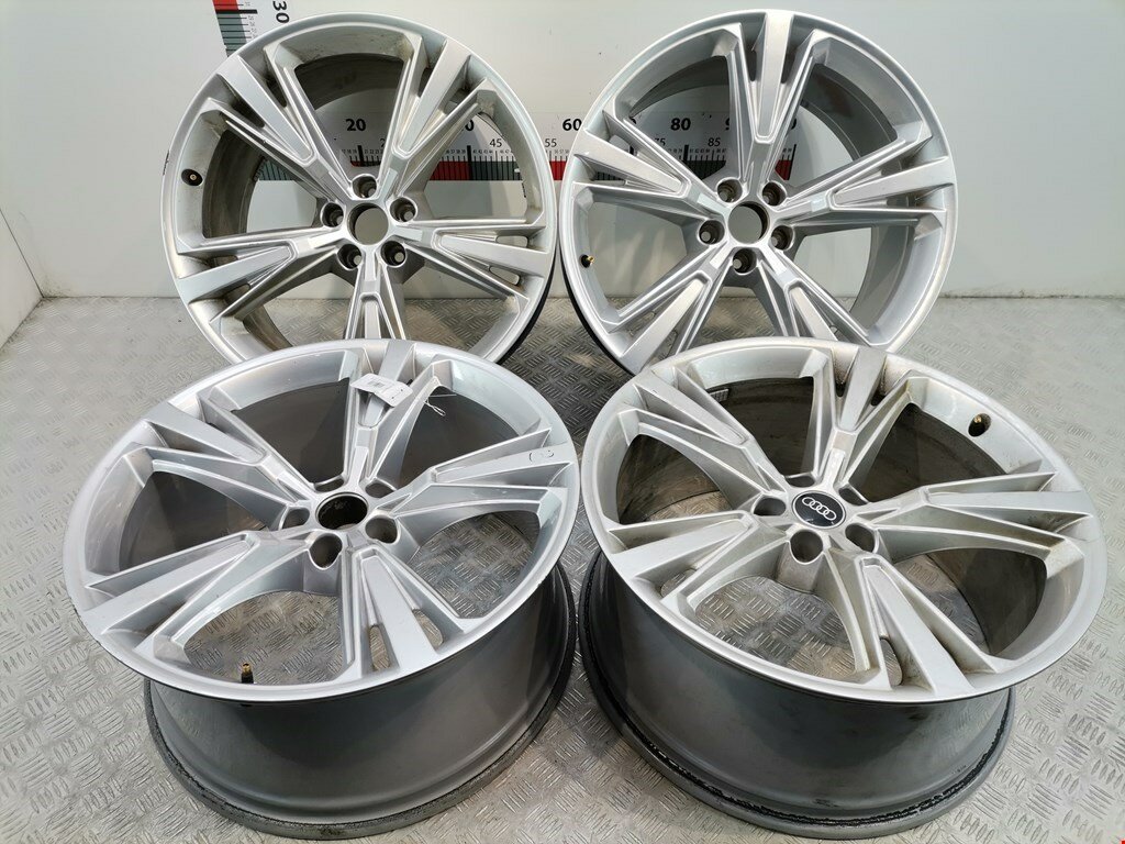 Диск литой Audi Q8 4M8 4M8601025H арт. 2208188