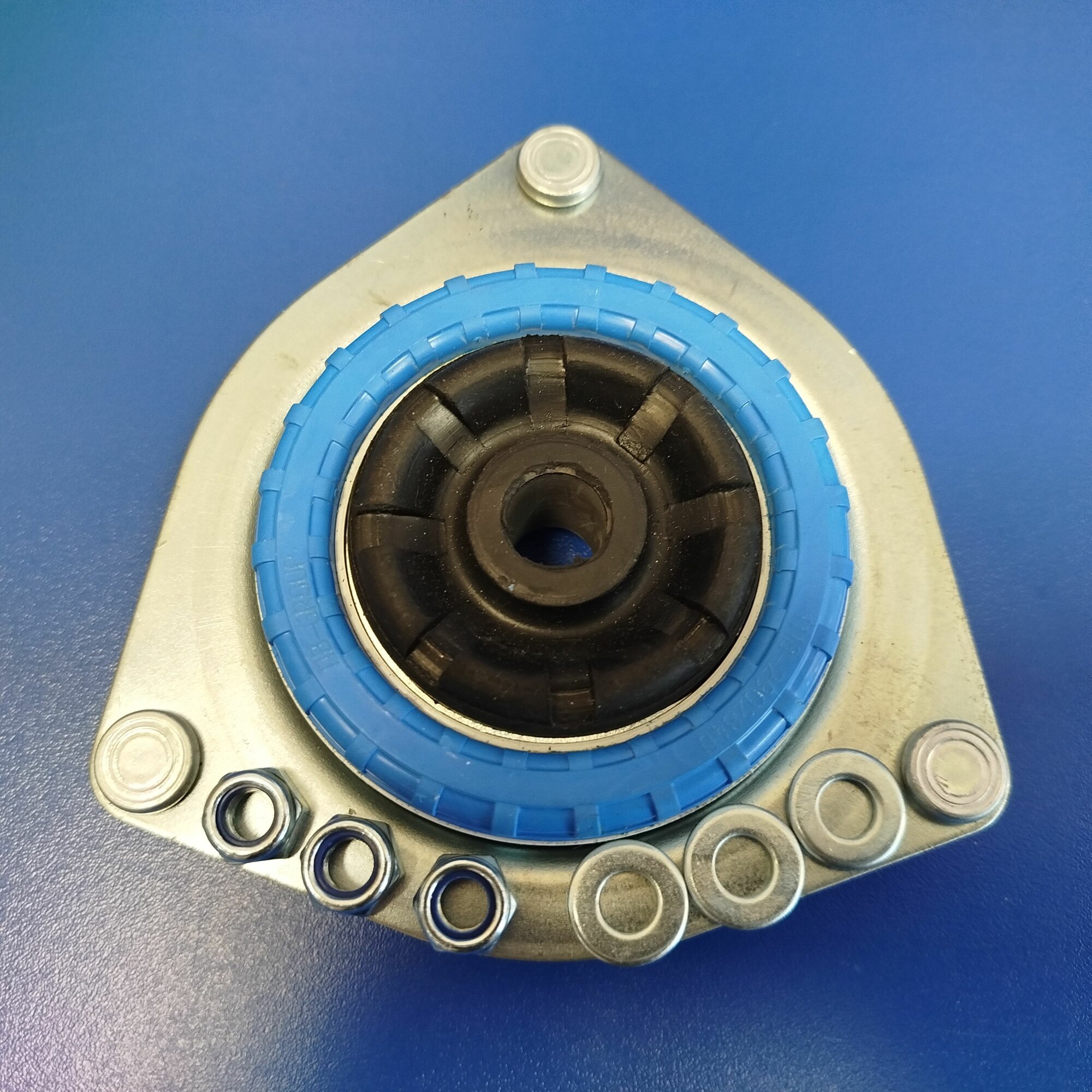 Опора передней стойки "Люстра" "CS20" для а/м Приора с подшипником Оригинал+ (шт) (2170-2902821)