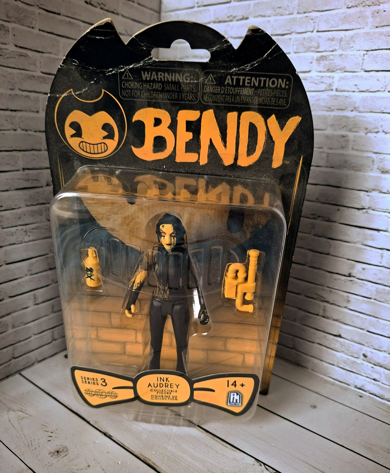 Фигурка Phatmojo "Audrey", Бенди и чернильная машина, с подставкой Bendy and the dark revival