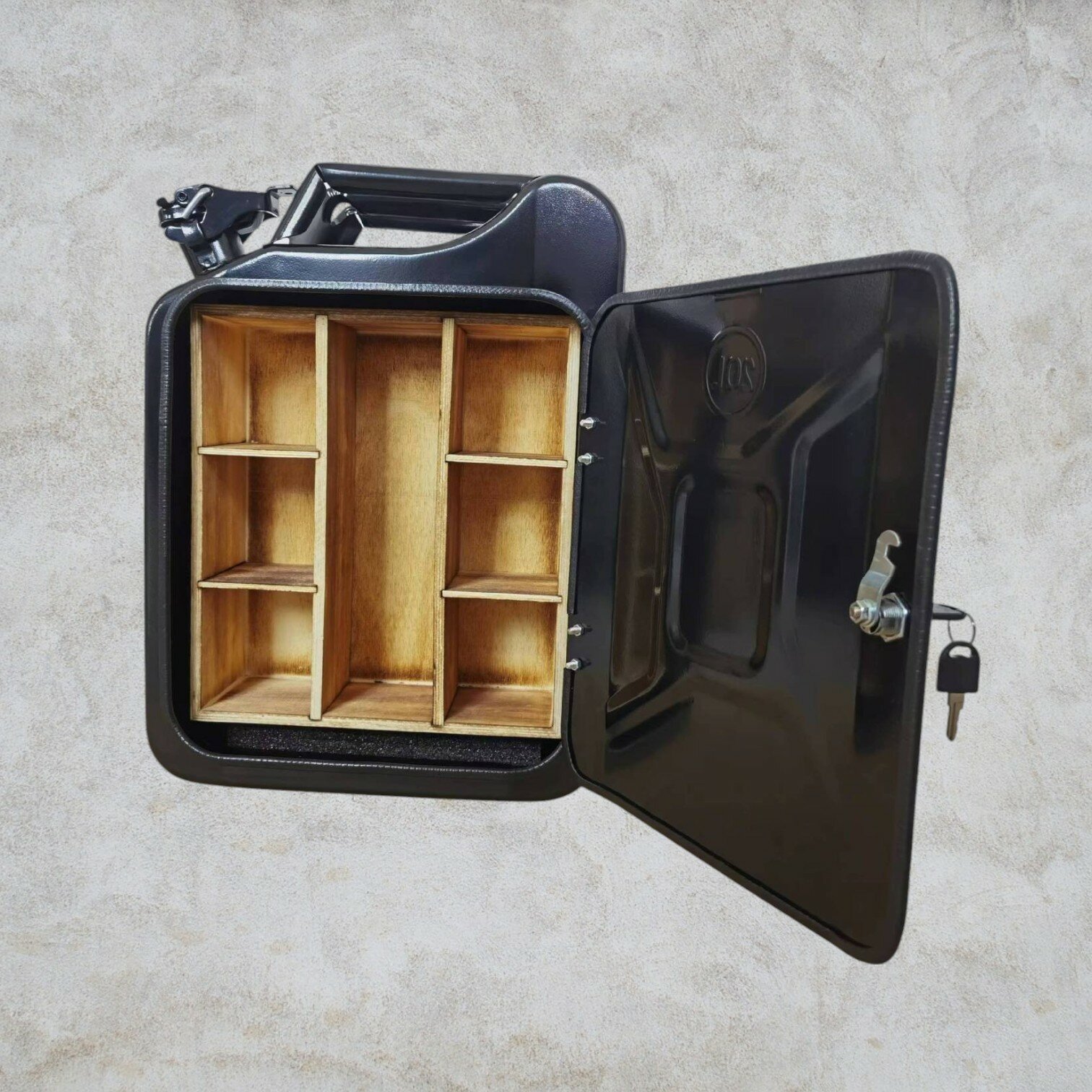 Декоративный мини-бар в форме канистры 20л, подарочный шкаф для хранения виски, винная коробка, чёрный