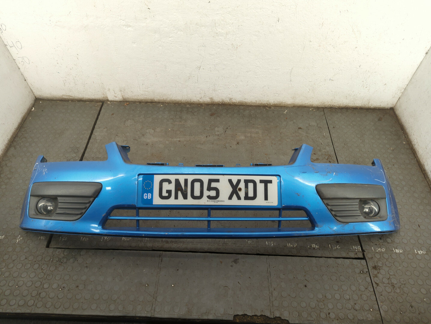 Бампер передний Ford Focus 2 Б/У