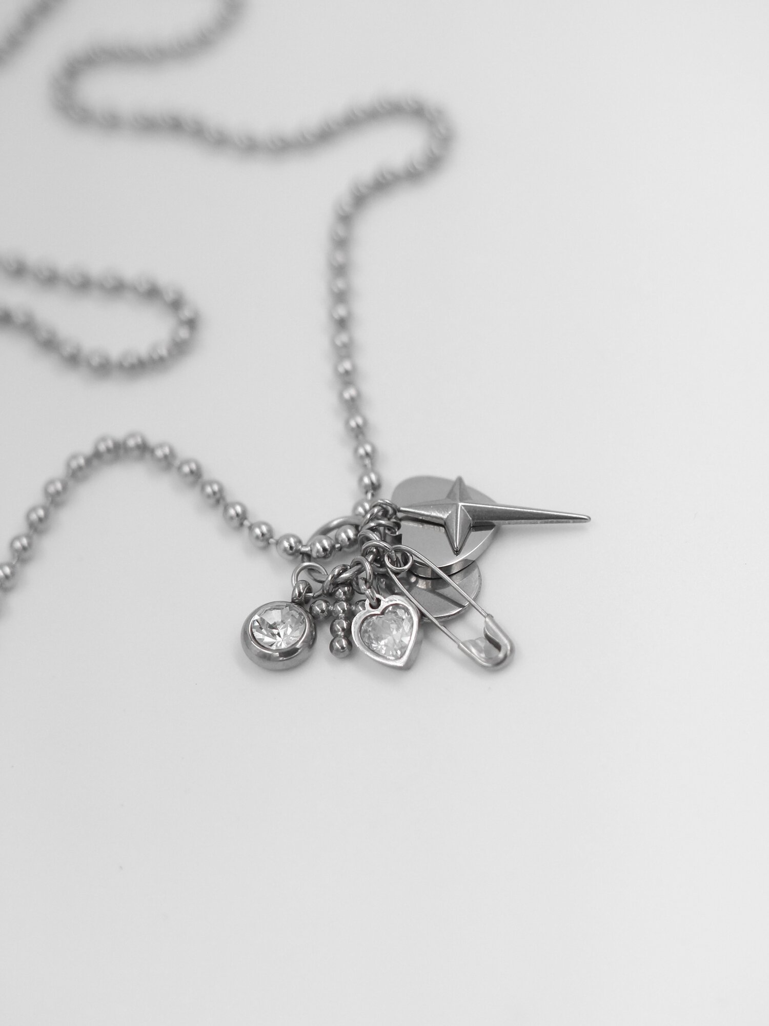 Колье, фианит