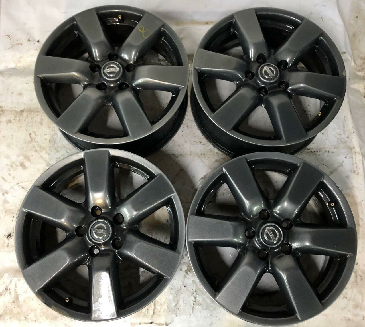 Колесные диски Nissan 17x6.5 PCD 5x114.3 D66.1 ET45 (оригинал)