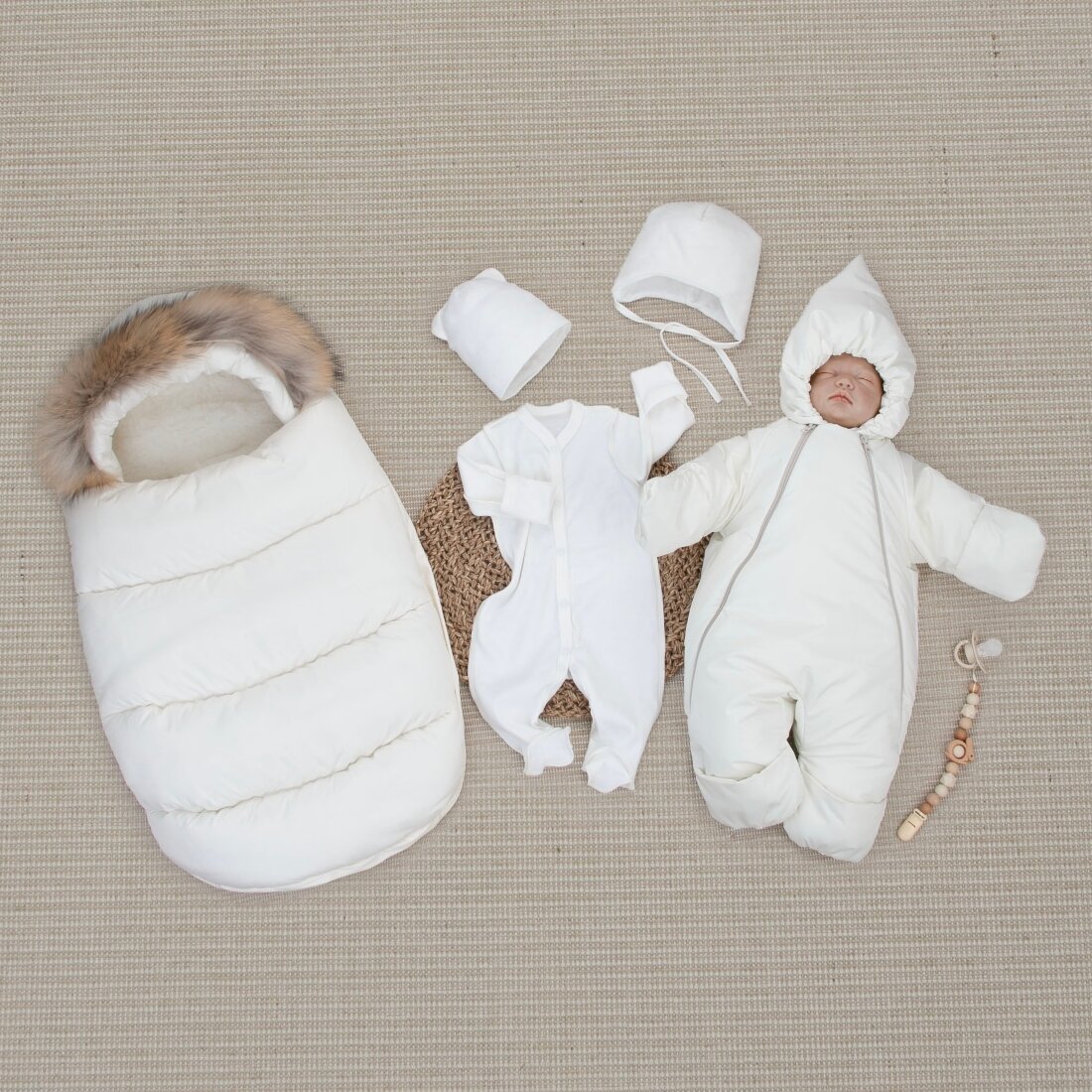 Комплект на выписку 5 предметов "Скандинавия", с опушкой, зимний, слоновая кость