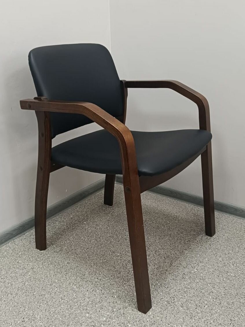 Офисный стул