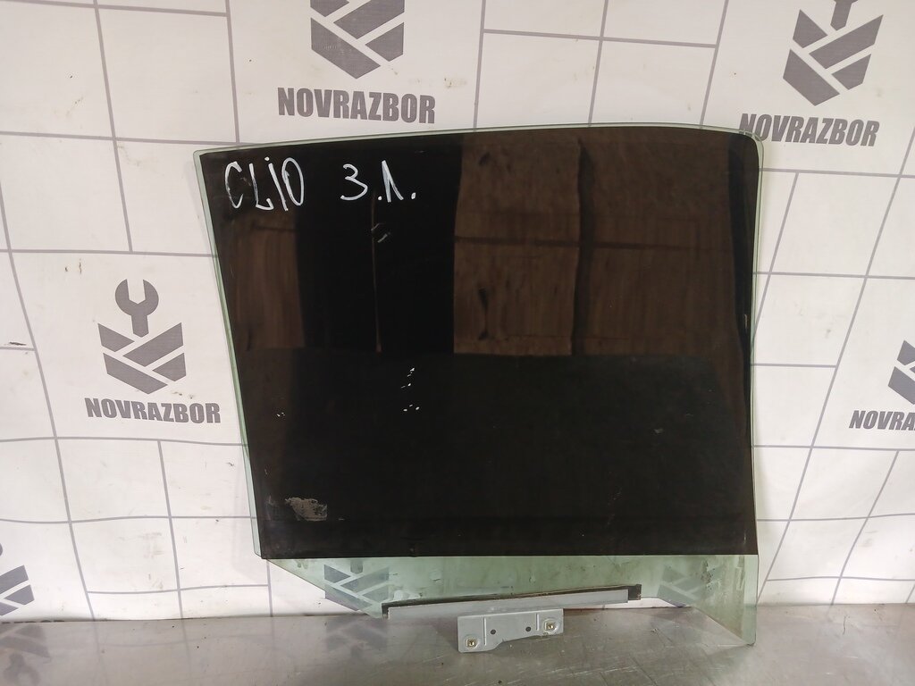 Стекло двери задней левой Renault Clio 2 Symbol 1998-2008