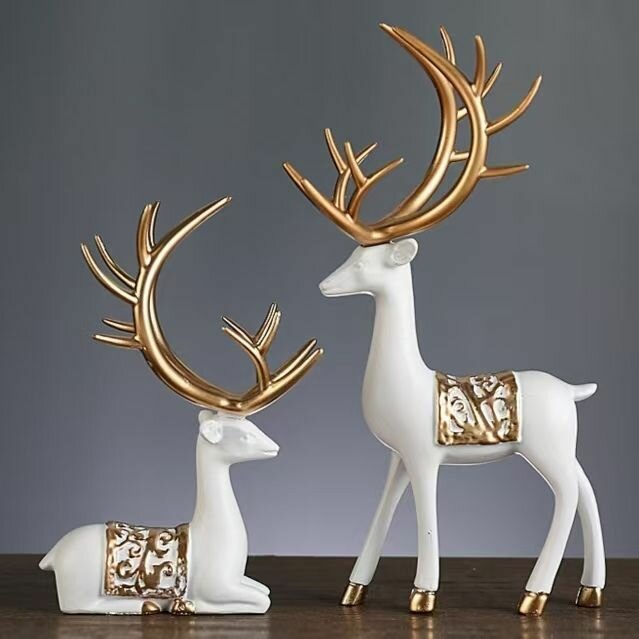 Белая статуэтка оленя из смолы в современном стиле – элегантный подарок для интерьера