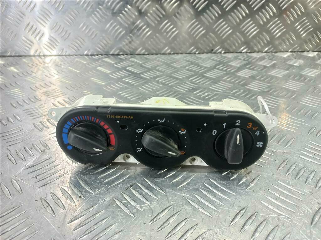 Блок управления печкой Б/У для FORD Tourneo Connect I (2002—2009) 5225337