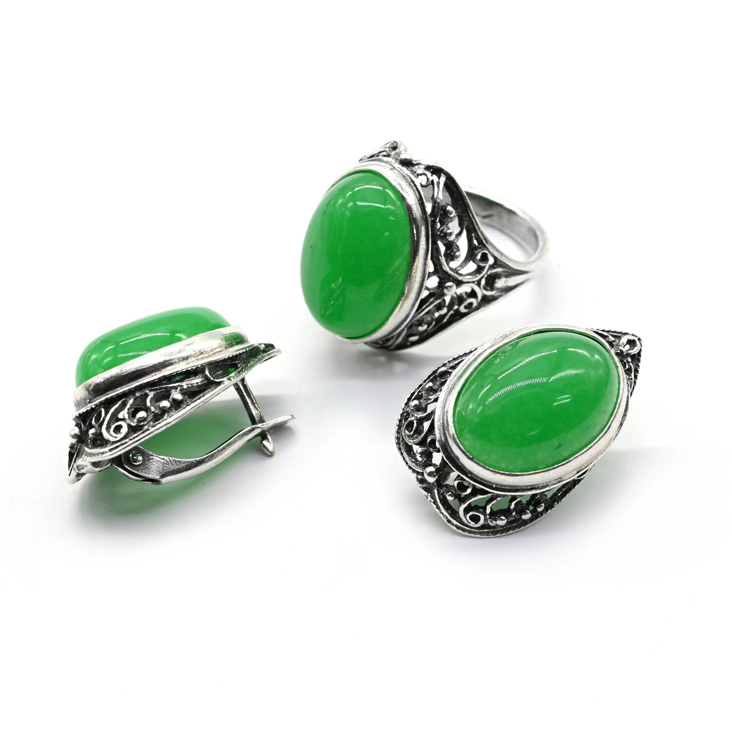 Комплект бижутерии: кольцо, серьги, хризопраз