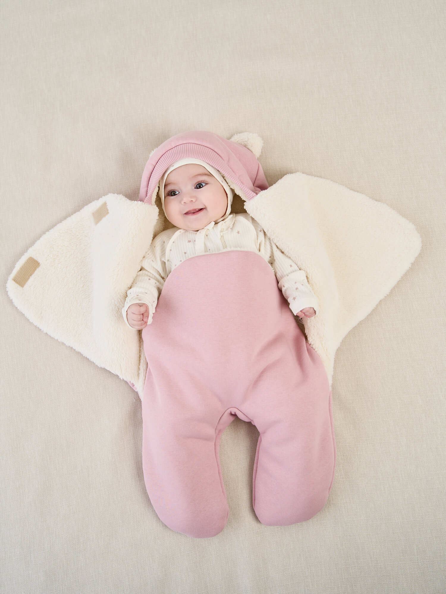 Конверт для новорожденных BUNGLY демисезонный для выписки для прогулок с прорезями для ремней безопасности