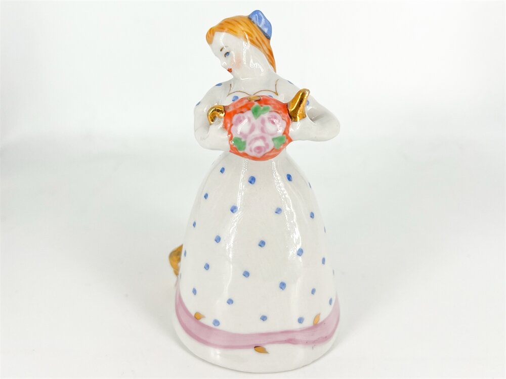 Статуэтка «Девушка с чайником и котом», Дулёво